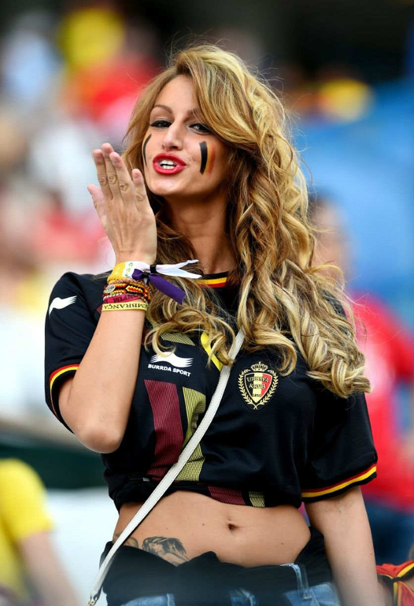 Top 10 Hottest Female Football Fans This World Cup HOT Pics Images Top 10 Hottest Female Football Fans This World Cup HOT Pics Images