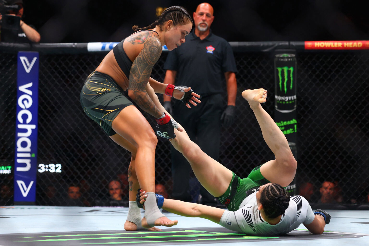 Do UFC fighters wear cups? Ball boxes & groin injury!